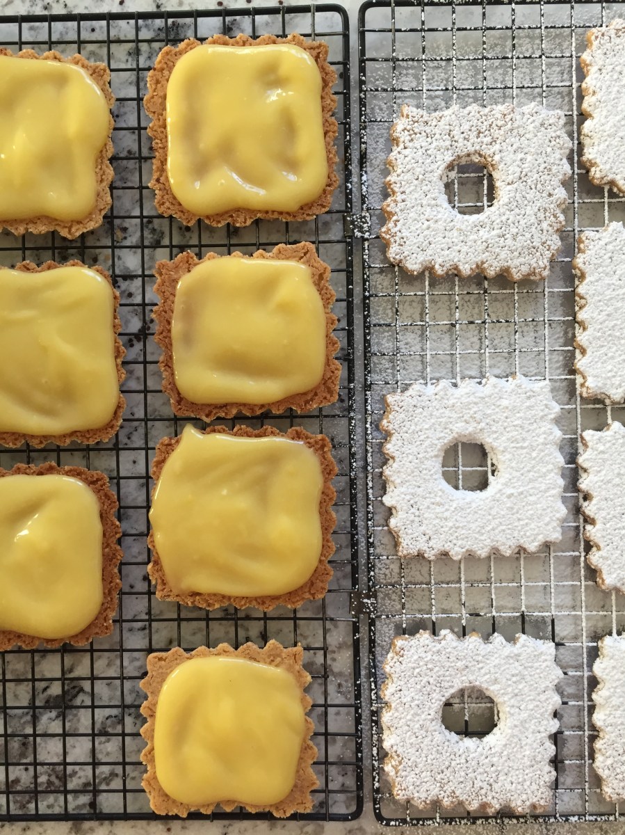 Lemon Curd Linzer Cookies – Scooter Pie